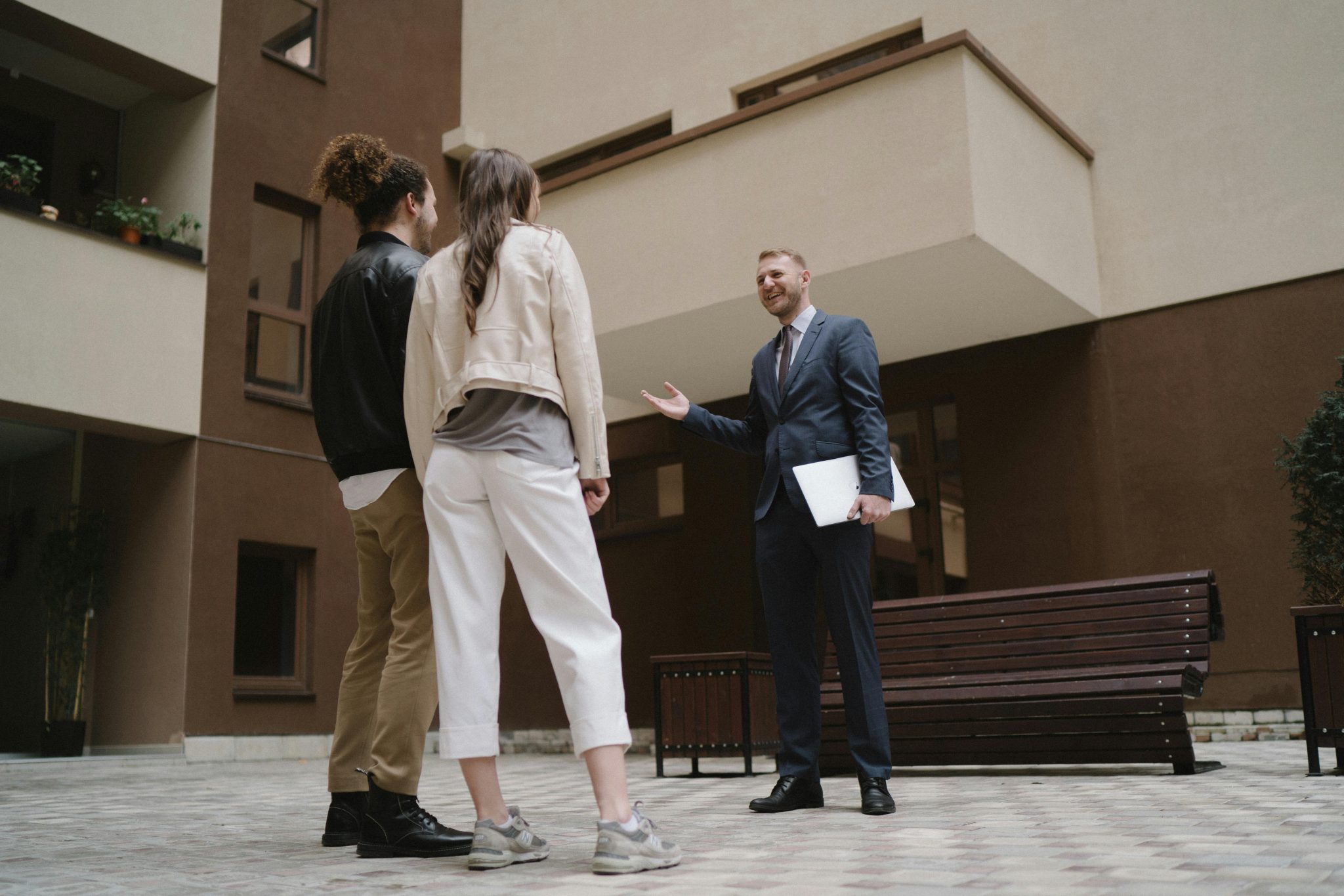 CRM for Real Estate Agencies: Transforming Property Management and ...